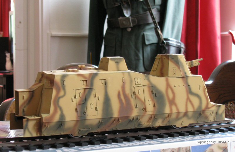 Modelbrouwers.nl modelbouw • Toon onderwerp - Panzerzug BP42 (of BP44 ...